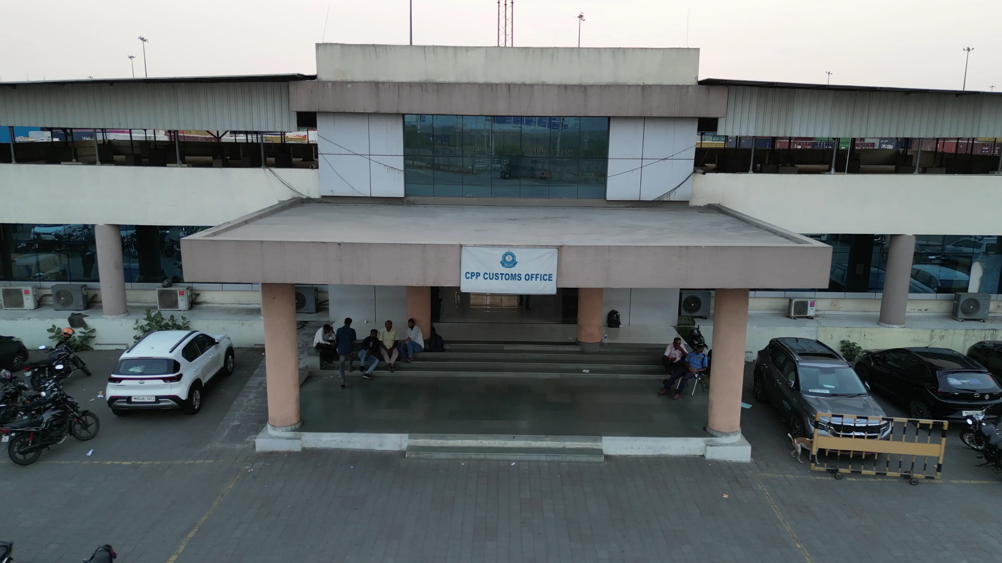Centralized Parking Plaza - Services
