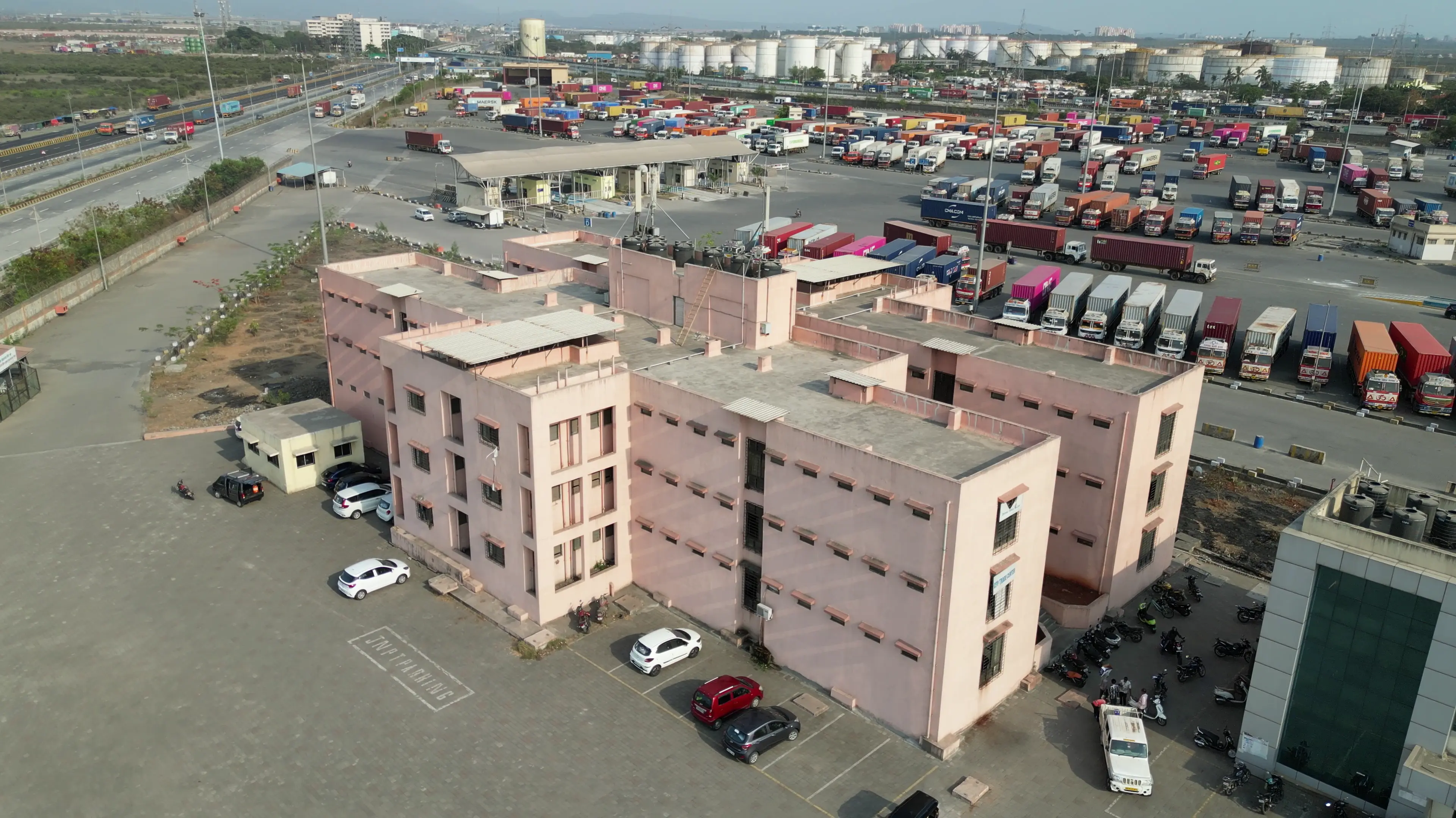 Centralized Parking Plaza - Services
